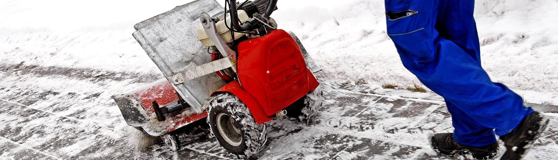 Snow & Ice Removal Equipment - Blowers, Shovels, Plows | TOOLSiD
